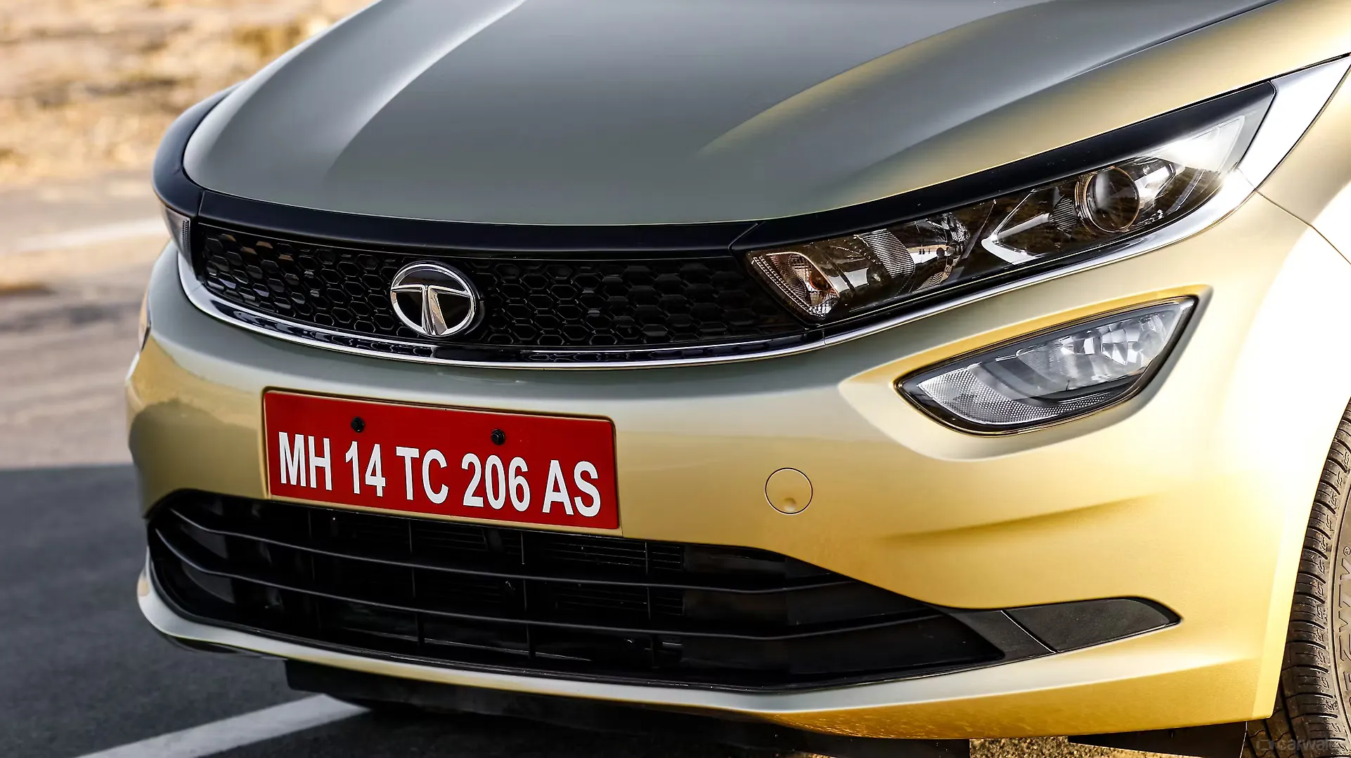 Altroz Front Grille Image, Altroz Photos in India - CarWale