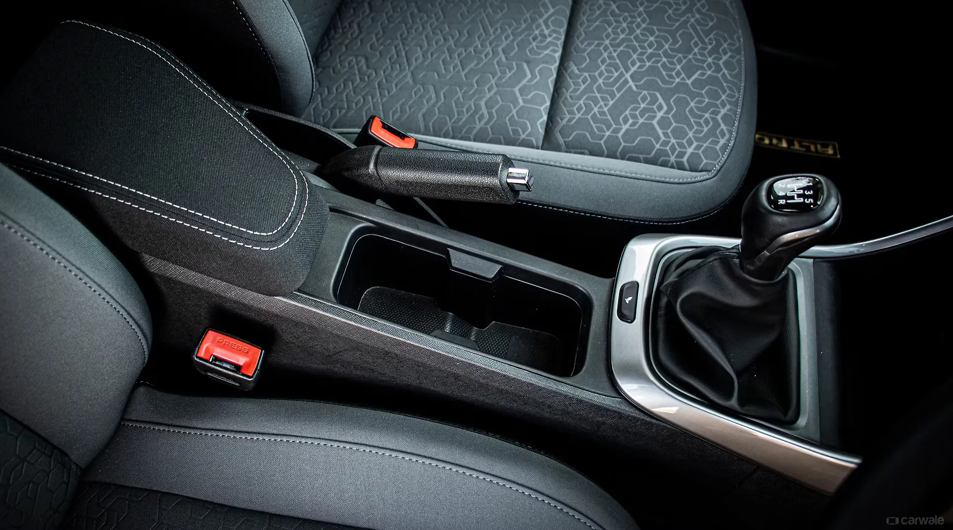 Altroz Interior Image, Altroz Photos in India - CarWale