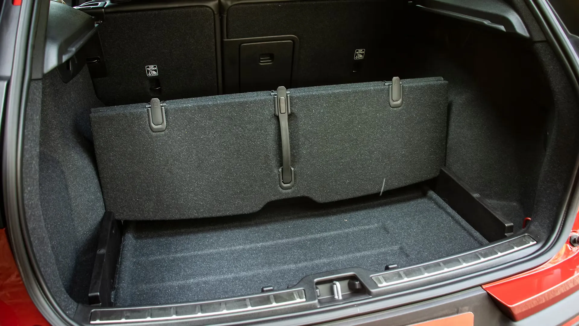XC40 Boot Space Image, XC40 Photos in India - CarWale