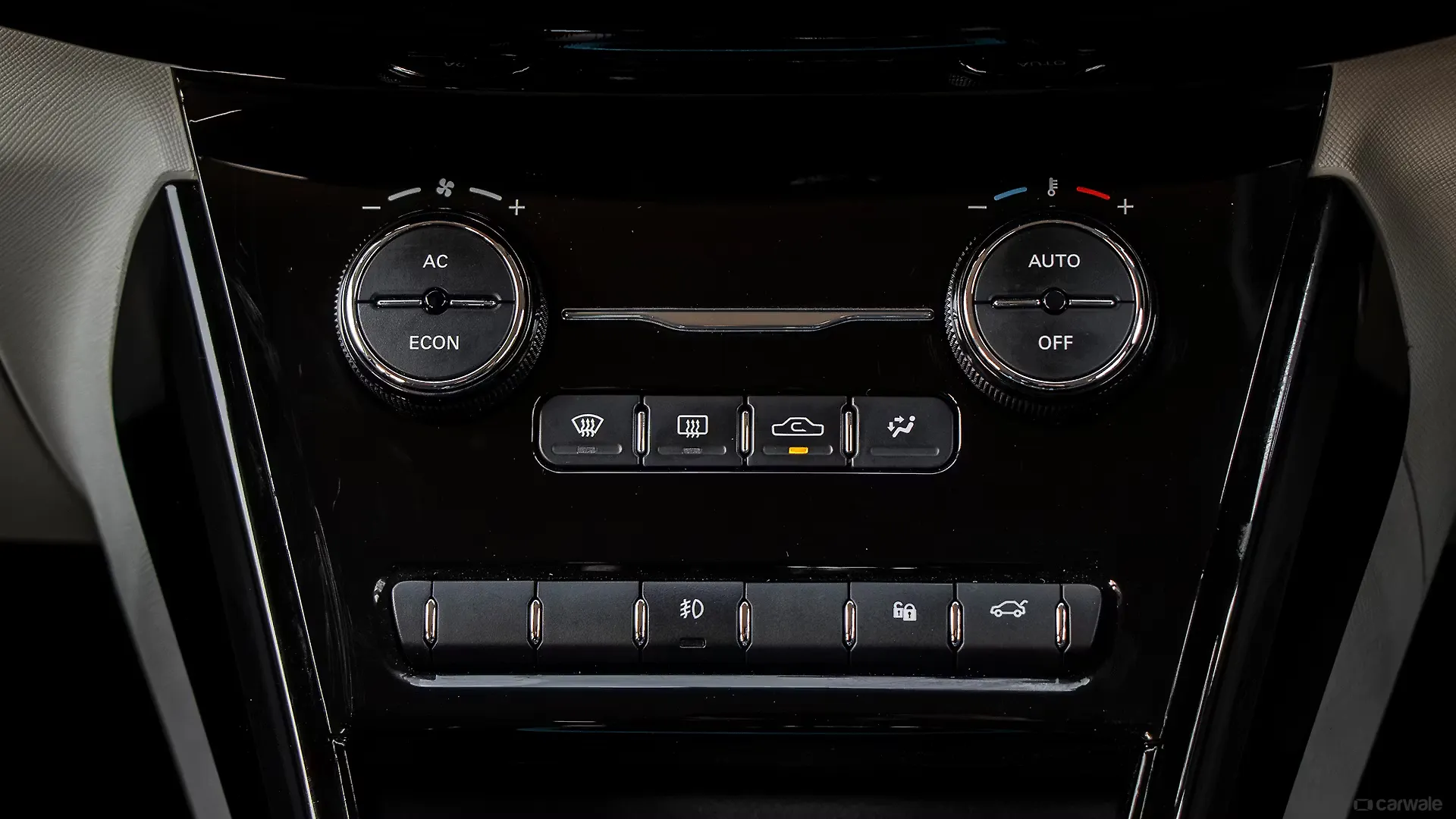 Nexon EV AC Console Image, Nexon EV Photos in India - CarWale