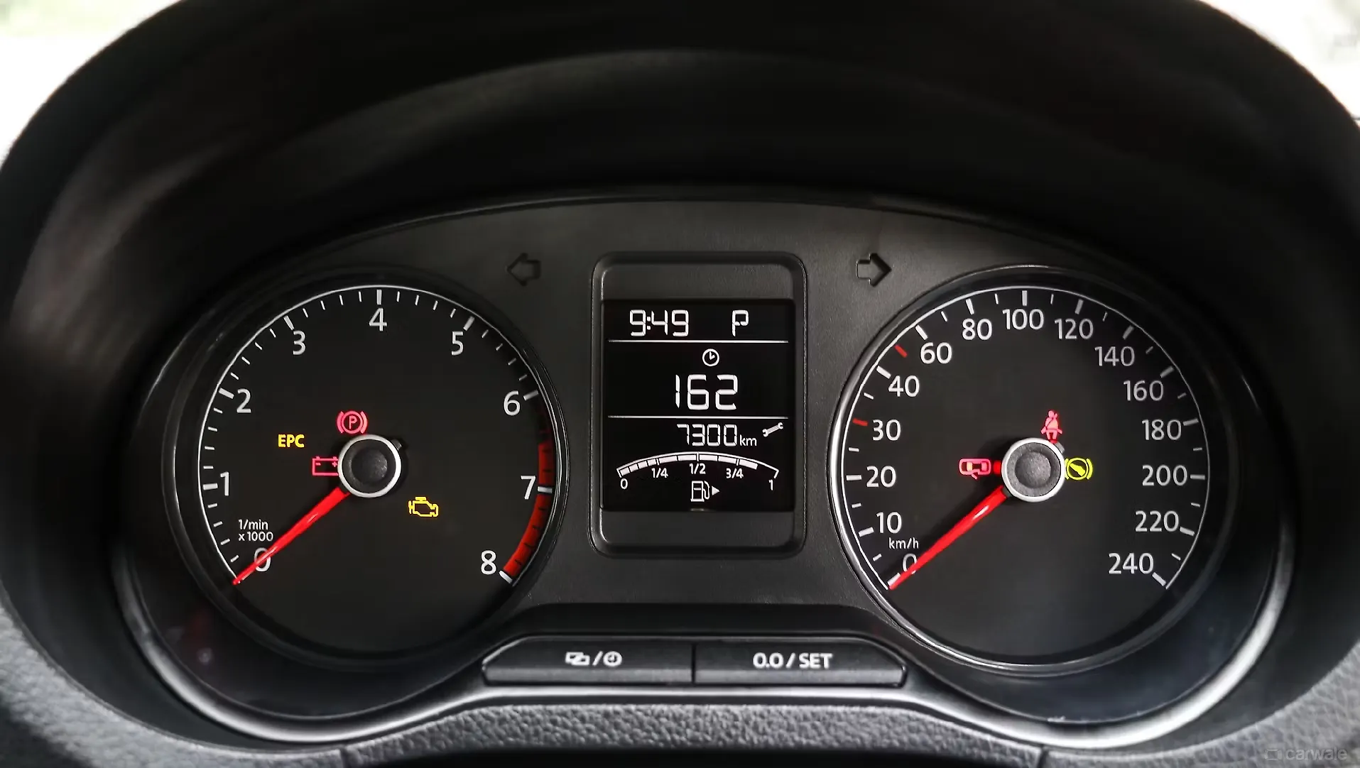 Polo Instrument Panel Image, Polo Photos in India - CarWale