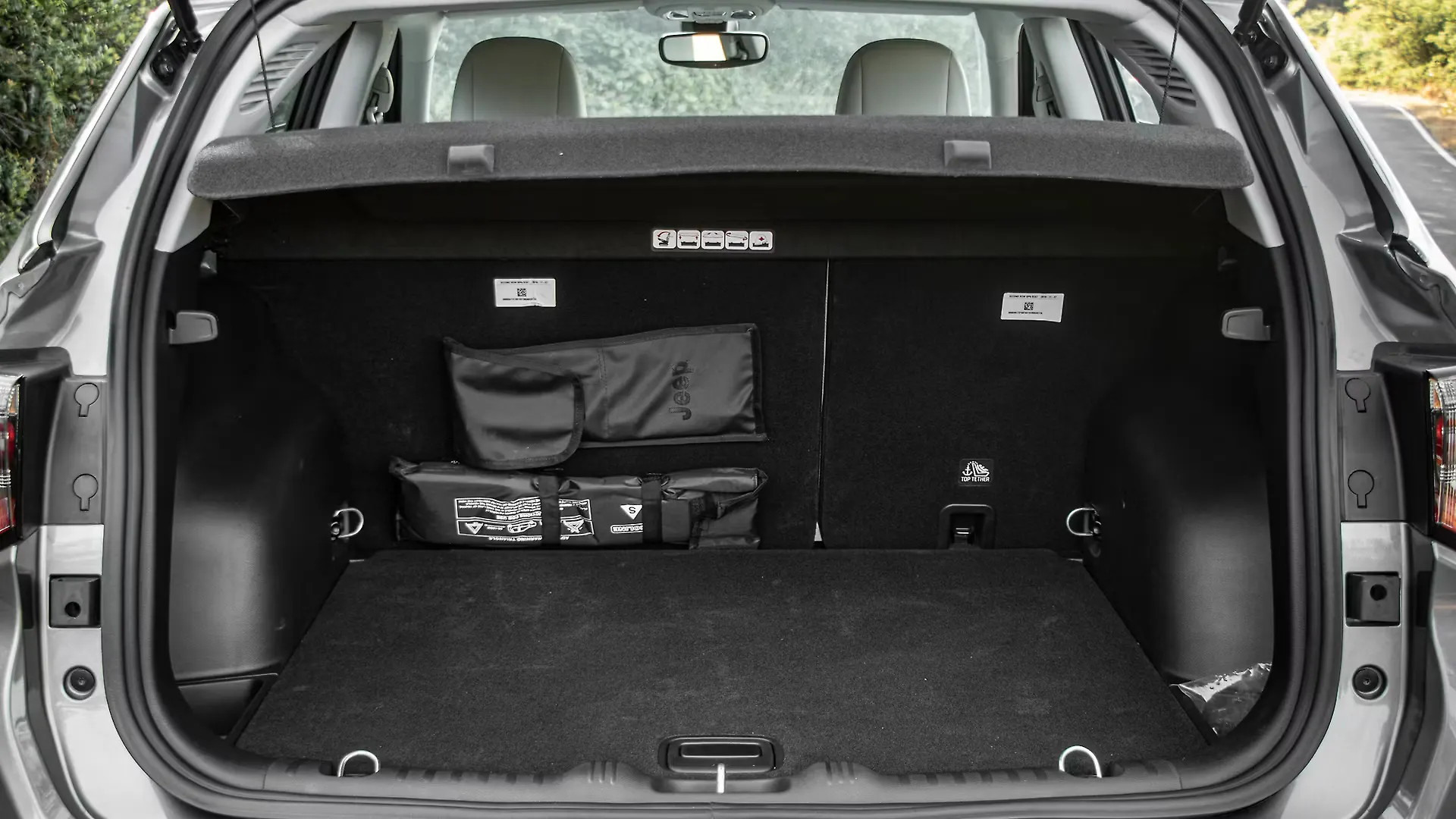Compass Boot Space Image, Compass Photos in India - CarWale