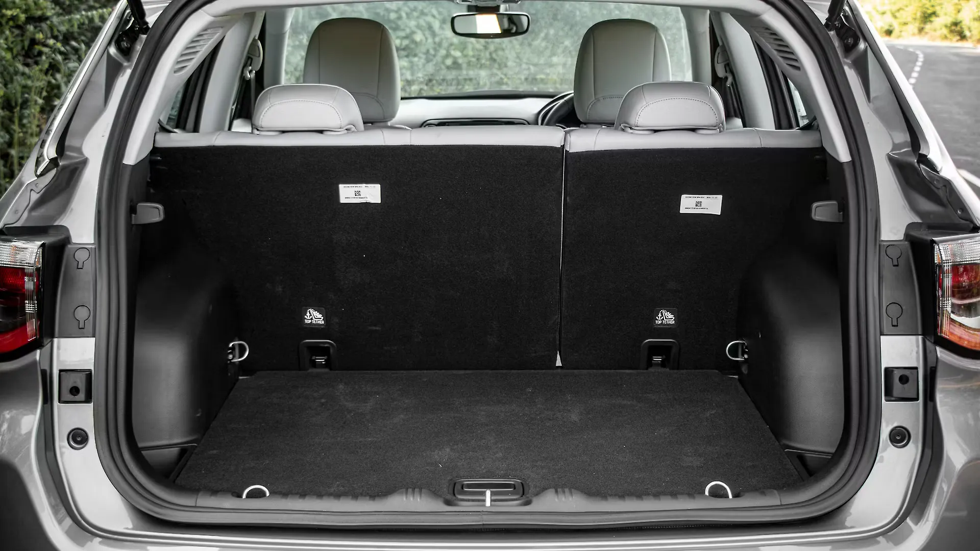 Compass [2017-2021] Boot Space Image, Compass [2017-2021] Photos in ...