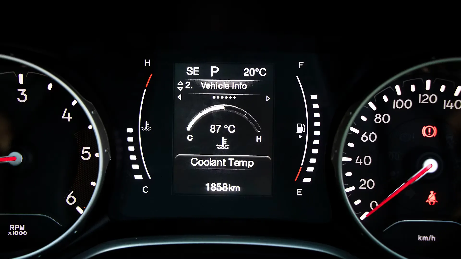 Compass Instrument Panel Image, Compass Photos in India - CarWale