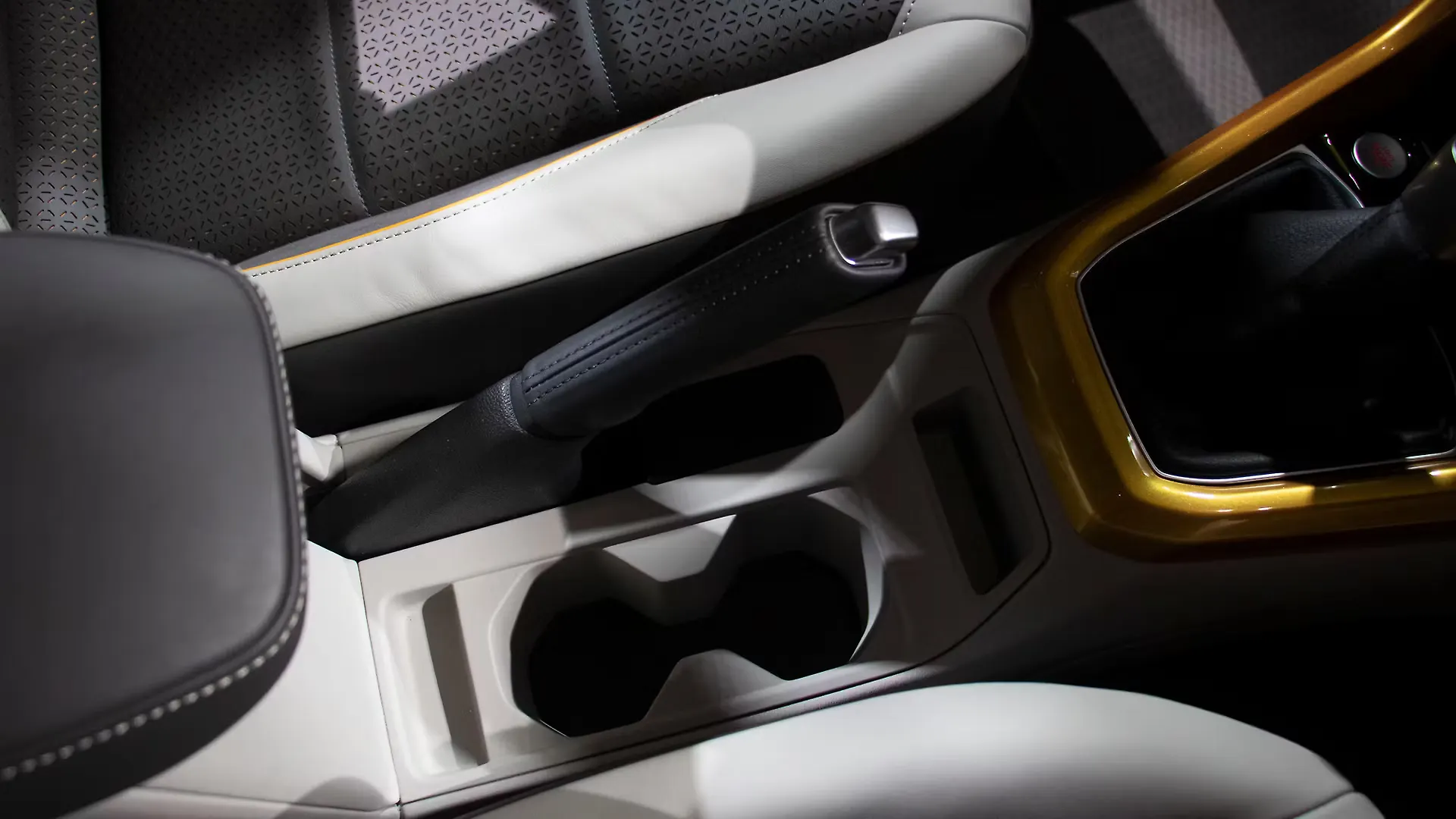 Taigun Interior Image, Taigun Photos in India - CarWale