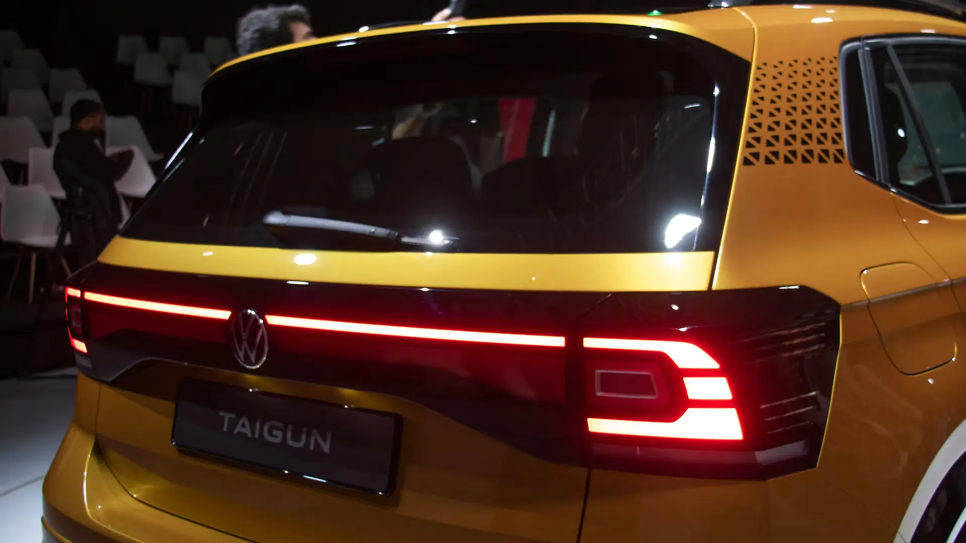 Taigun Tail Lamps Image, Taigun Photos in India - CarWale
