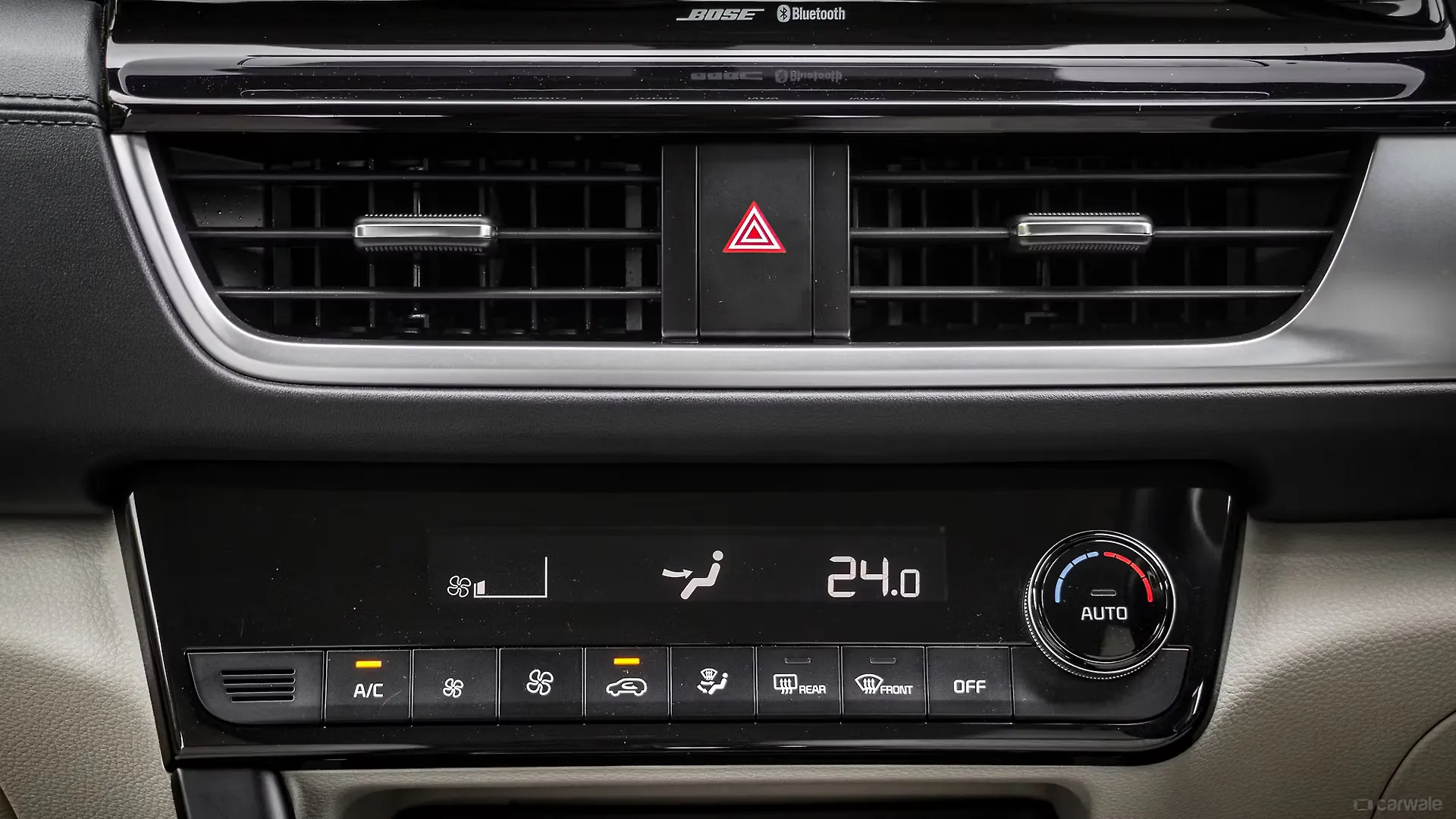 Seltos AC Console Image, Seltos Photos in India - CarWale
