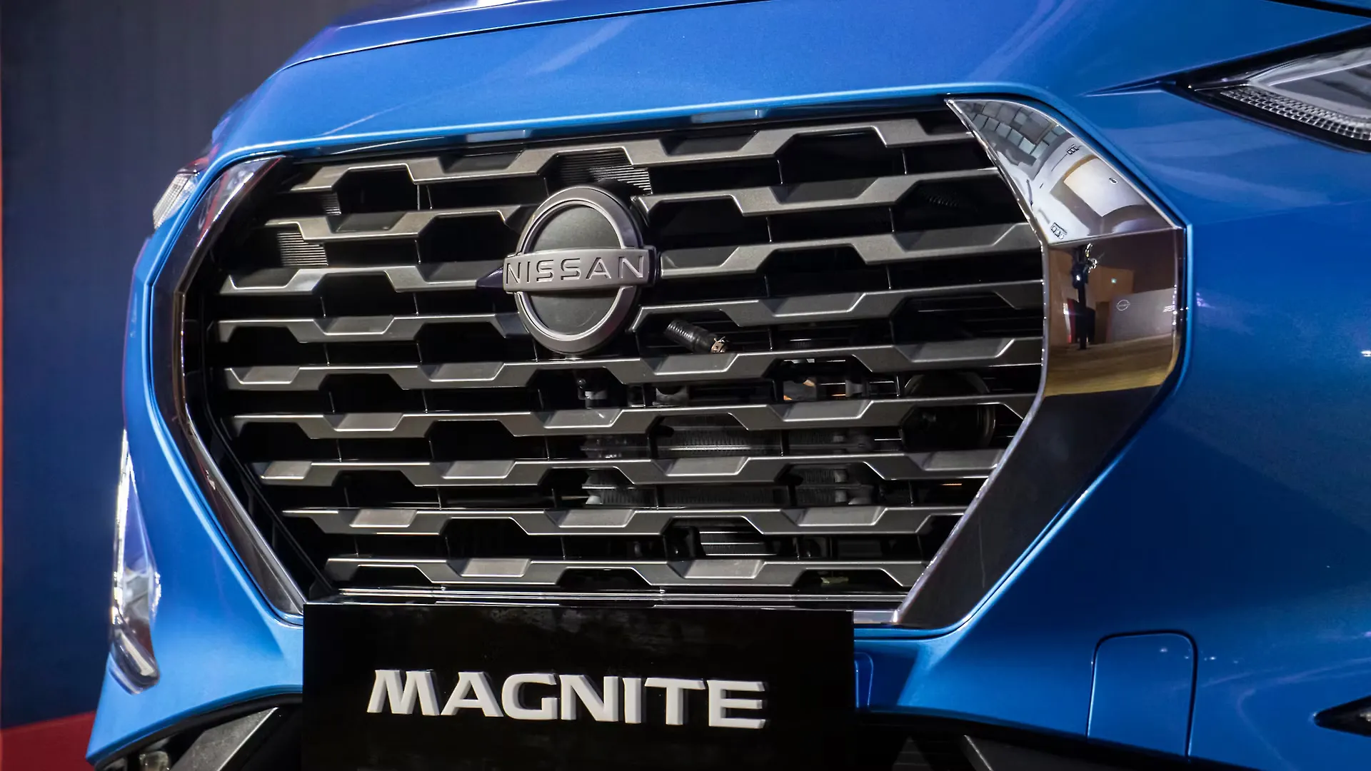 Magnite Grille Image, Magnite Photos in India - CarWale