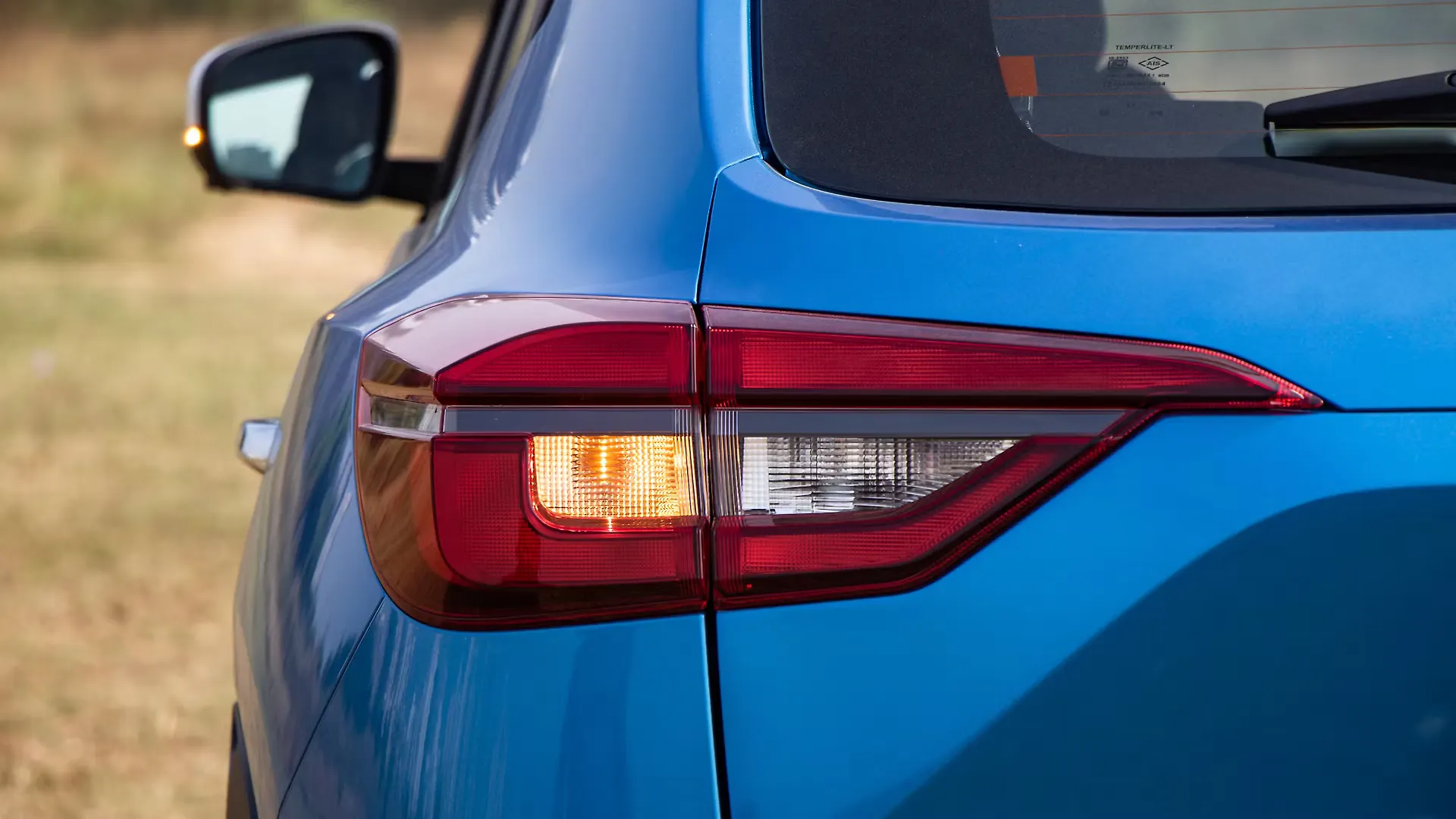 Magnite Rear Signal/Blinker Light Image, Magnite Photos in India - CarWale