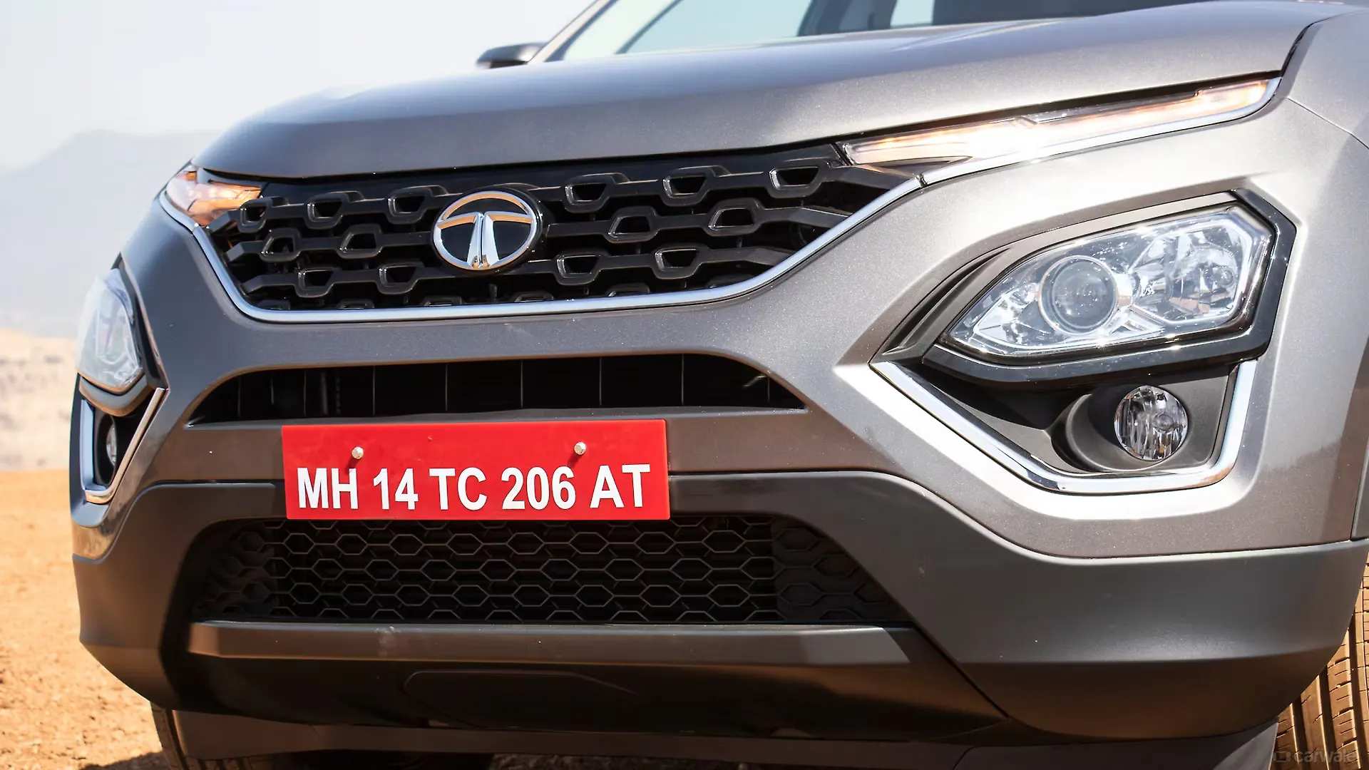 Harrier Front Grille Image, Harrier Photos in India - CarWale