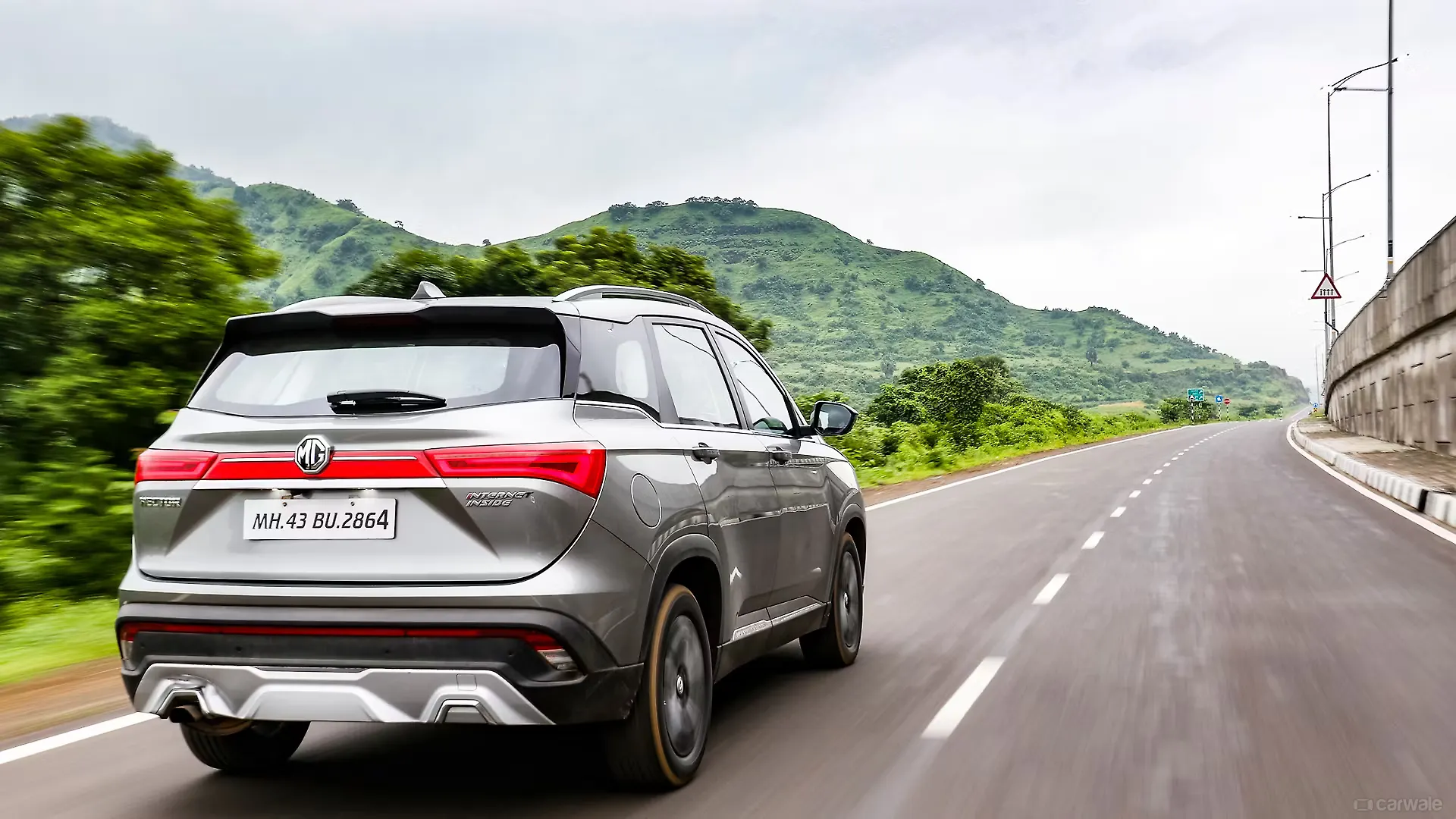 Hector Right Rear Three Quarter Image, Hector Photos in India - CarWale