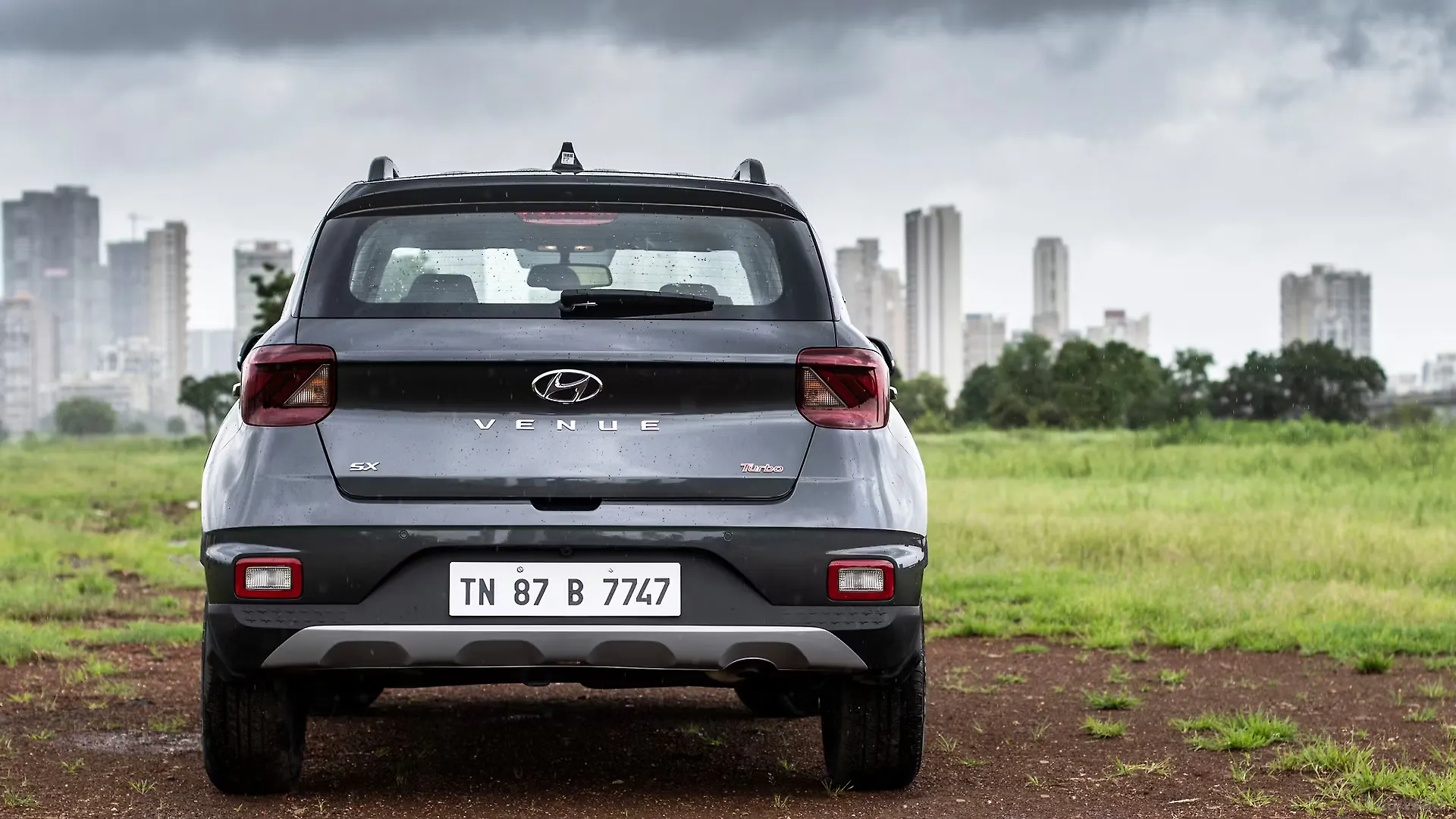 Venue Rear View Image, Venue Photos in India - CarWale