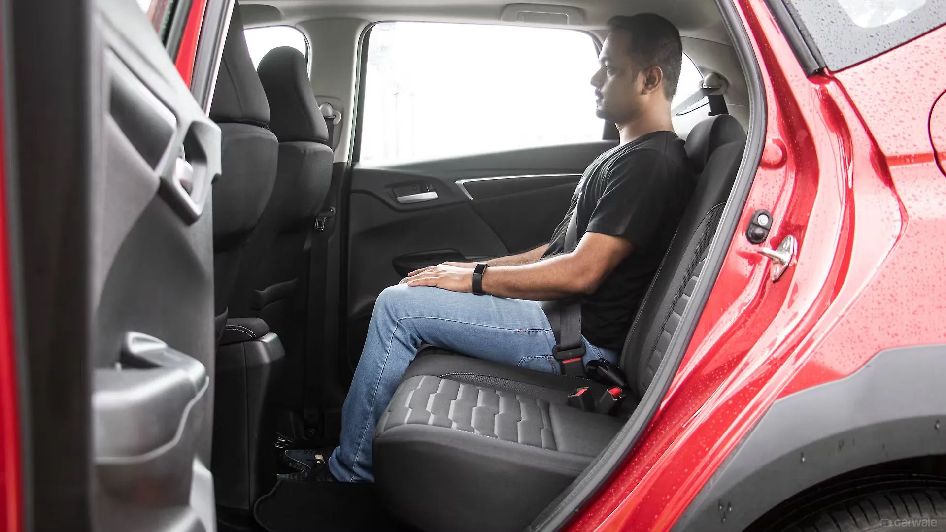 WR-V Rear Seats Image, WR-V Photos in India - CarWale