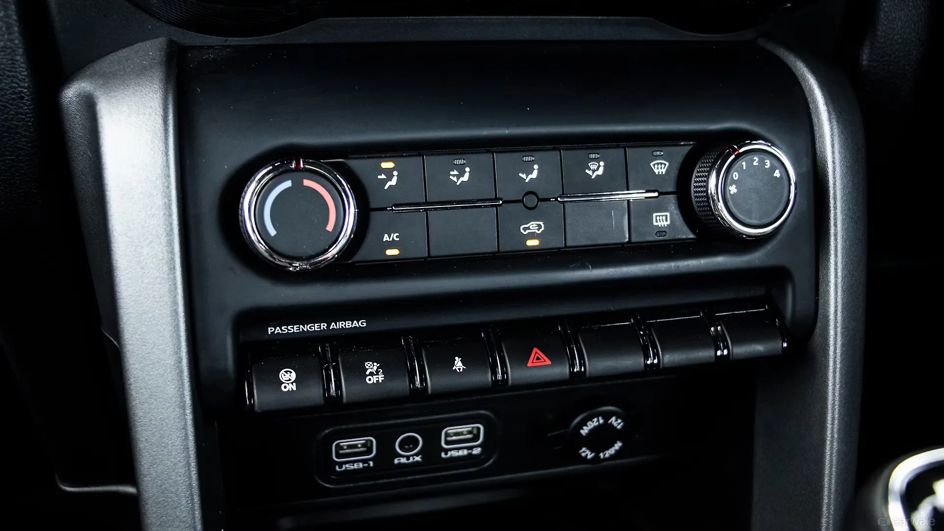 Thar AC Controls Image, Thar Photos in India - CarWale