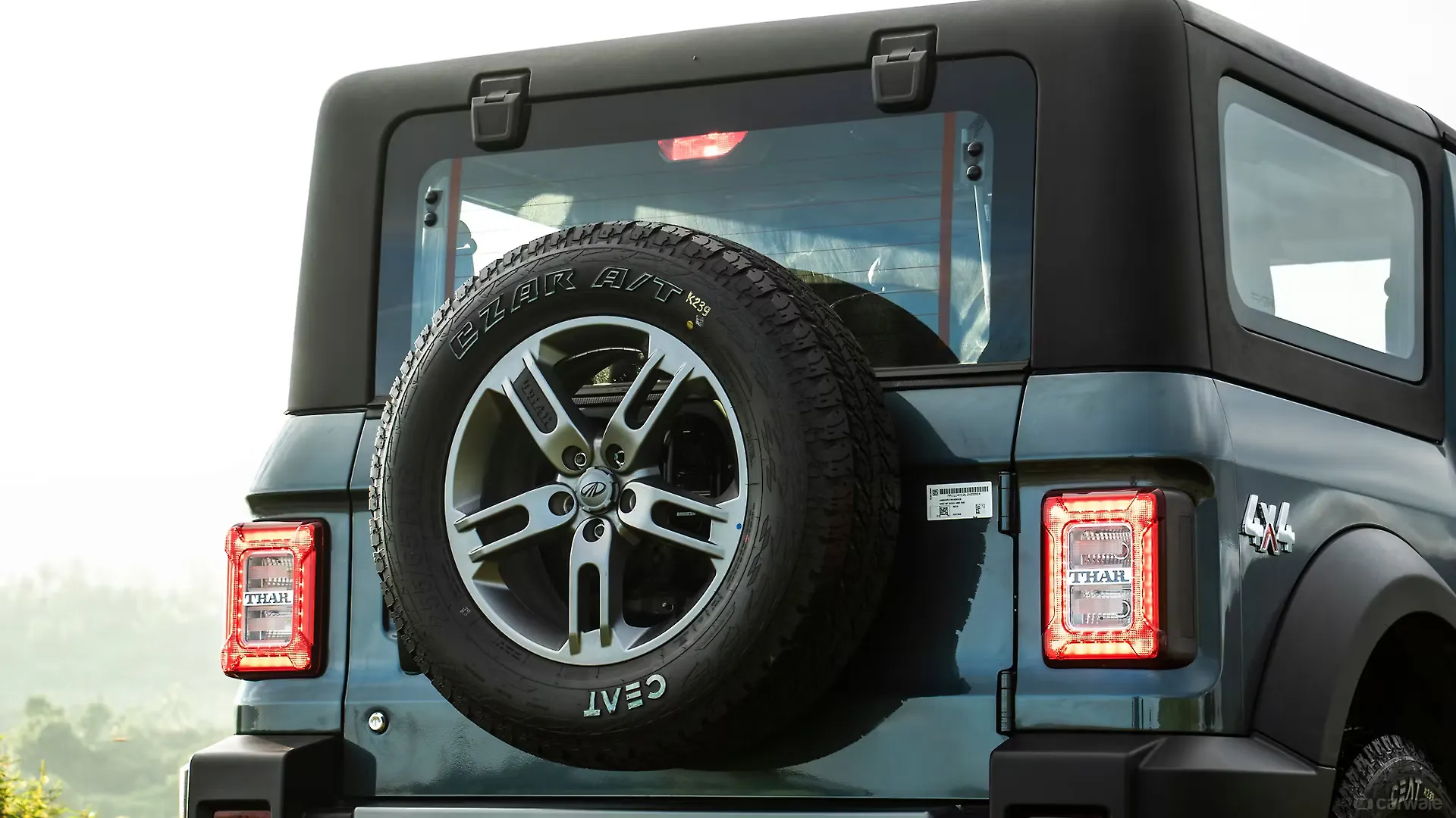 Thar Wheel Image, Thar Photos in India - CarWale