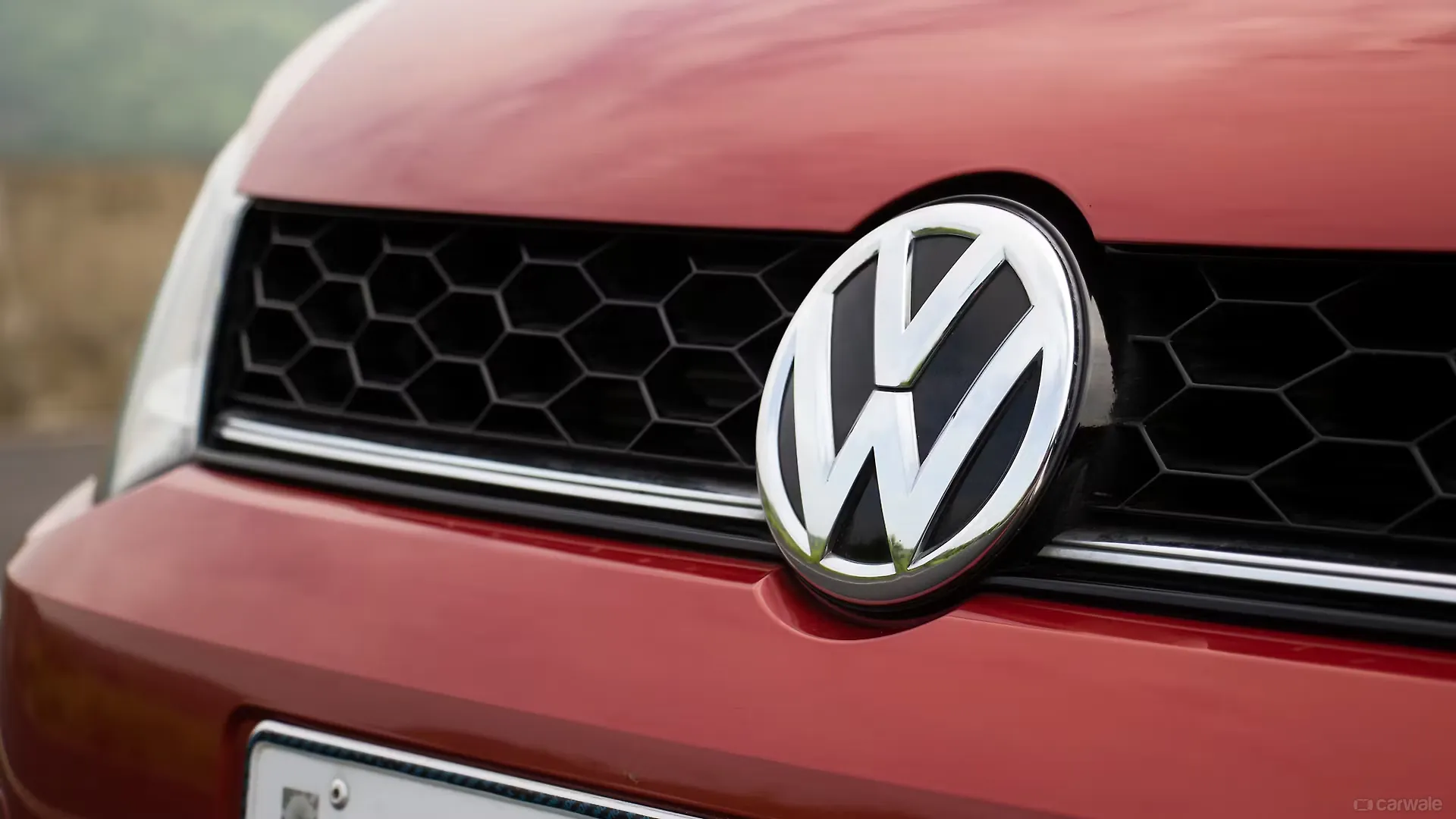 Vento Front Logo Image, Vento Photos in India - CarWale