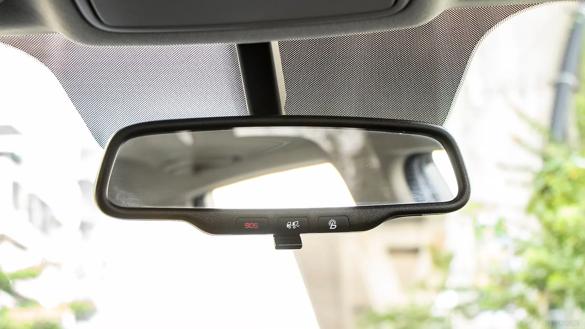 i20 Outer Rear View Mirror ORVM Controls Image, i20 Photos in India ...