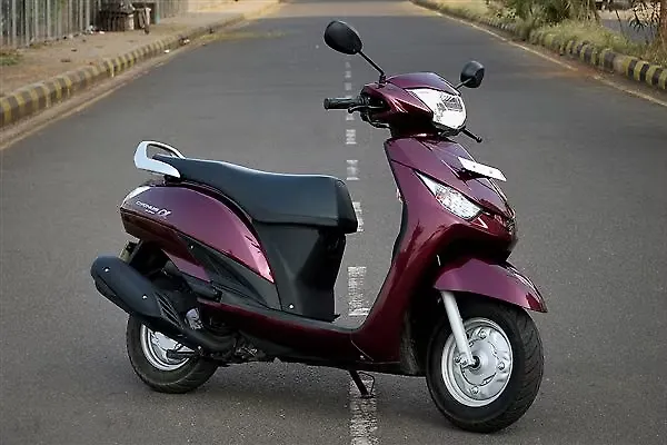 Road Test: Yamaha Alpha - BikeWale