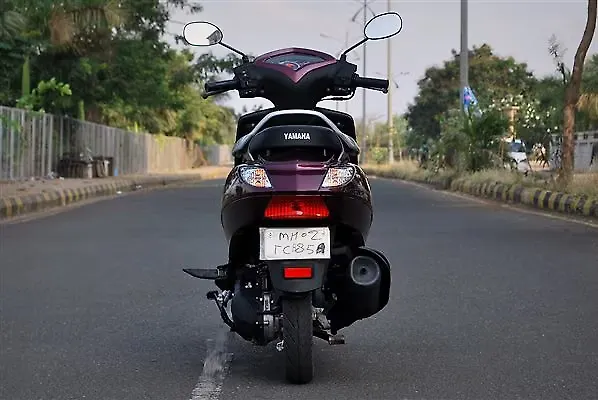 Road Test: Yamaha Alpha - BikeWale