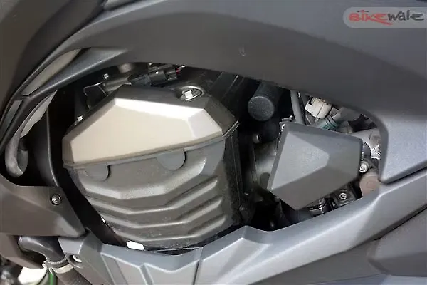 Road test : Kawasaki Z800 - BikeWale