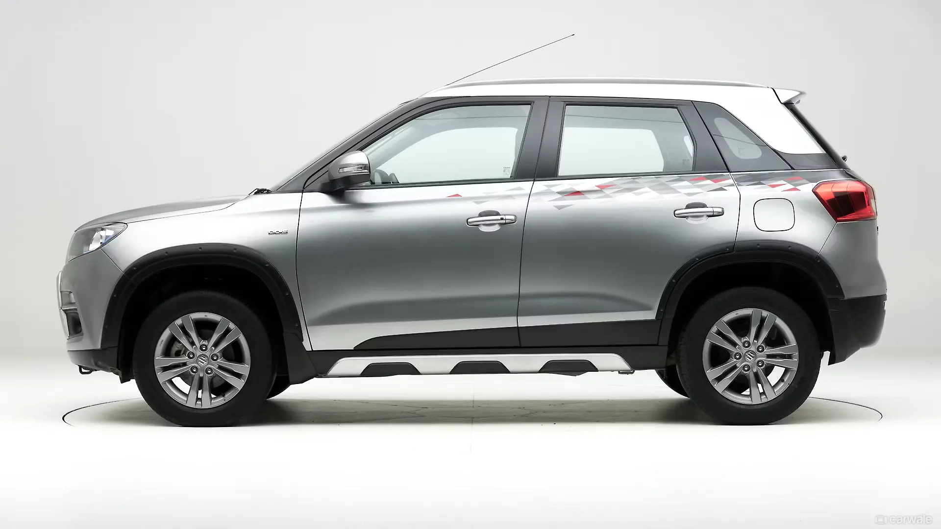 Vitara Brezza Photo, Left Side View Image - CarWale Vitara Brezza Photo, Left Side View Image - CarWale