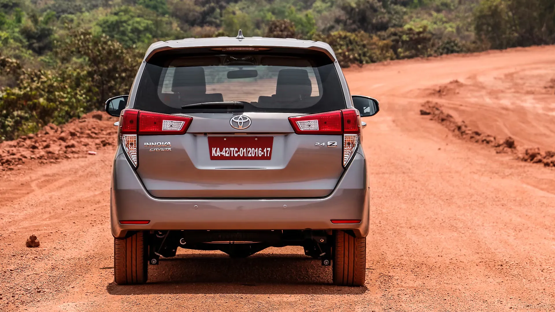 Toyota Innova Crysta Images, Interior & Exterior Photo Gallery - CarWale