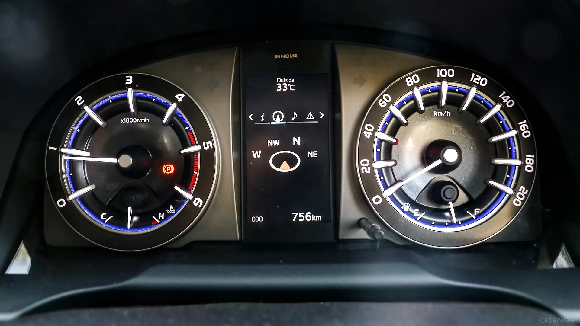 Toyota Innova Crysta Photo, Interior instrumentconsole Image - CarWale