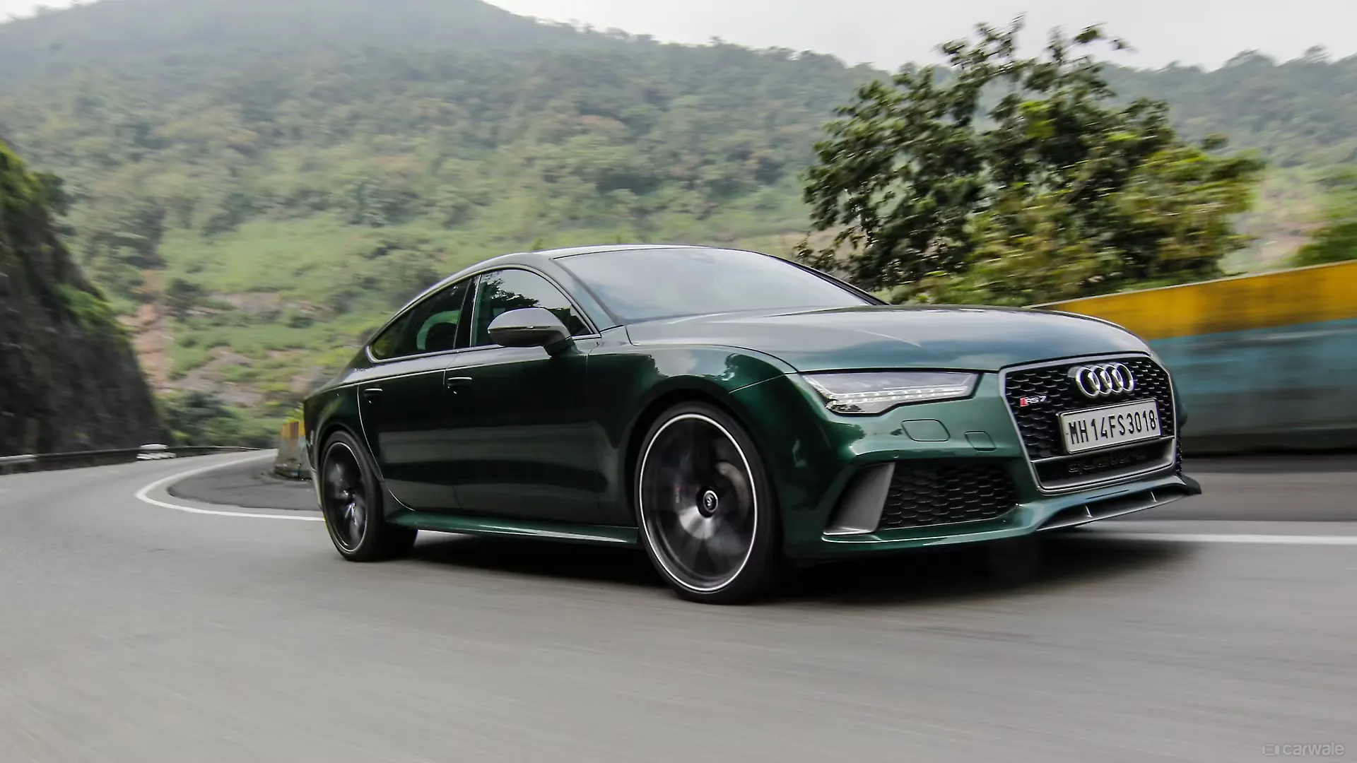 Audi RS7 Sportback Photo, Exterior Image - CarWale