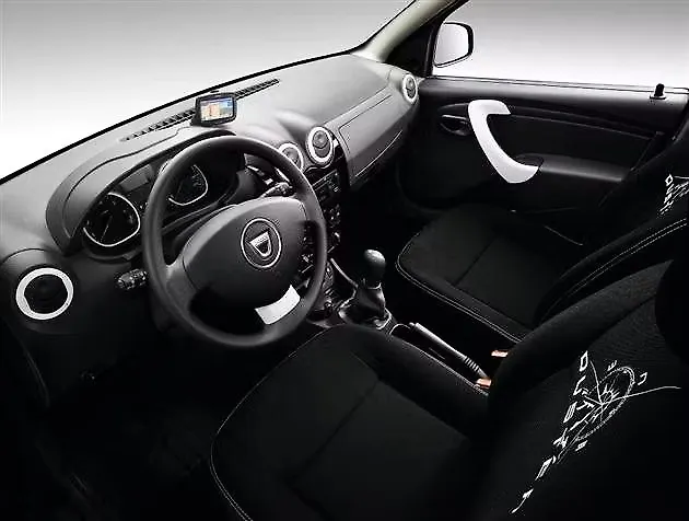 2013 Geneva Motor Show: Dacia unveils Duster Adventure limited edition ...