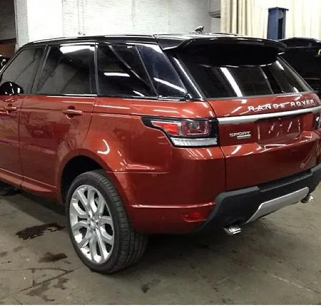 2014 Range Rover Sport spied - CarWale