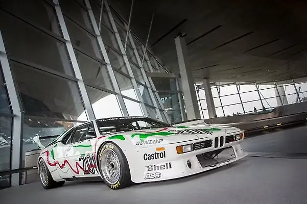 BMW enthusiast buys a fully restored M1 - CarWale