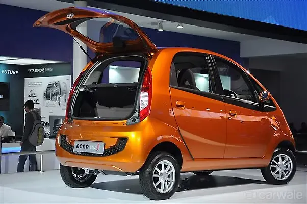 Tata Nano with a boot opening lid spotted testing - CarWale