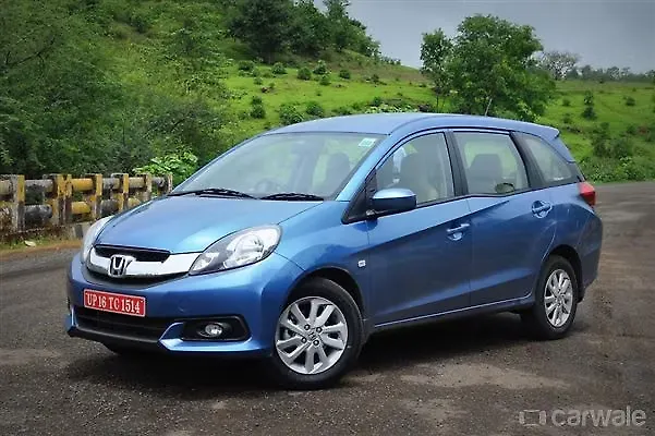 Honda Mobilio introduced in two new variants with GPS navigation and ...