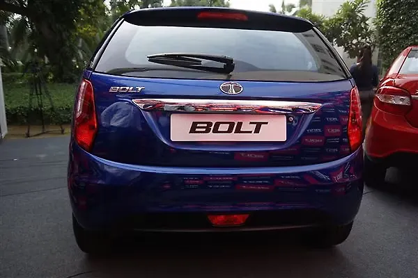 Tata Bolt hatchback design review - CarWale