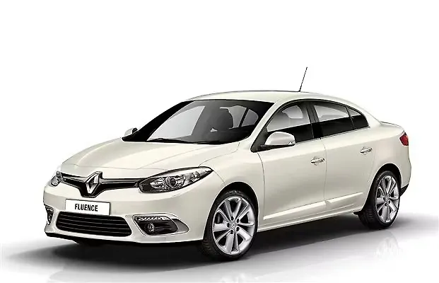 Renault Fluence facelift spotted in India - CarWale