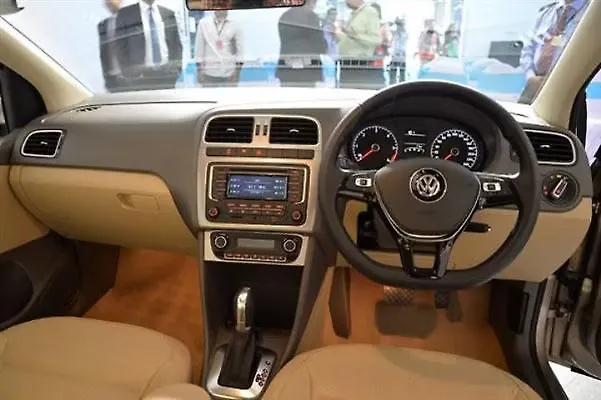 Volkswagen reveals the Vento facelift - CarWale