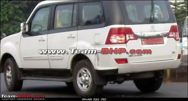 Facelifted Tata Sumo Grande spied testing - CarWale