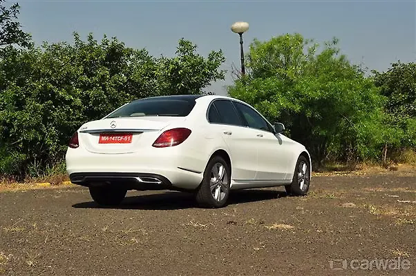 Discontinued C-Class [2014-2018] C 200 Avantgarde on road Price ...