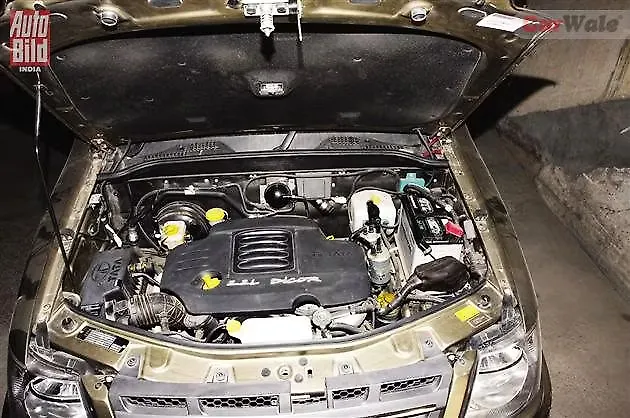 Mahindra Xylo vs Tata Sumo Grande MK II - CarWale