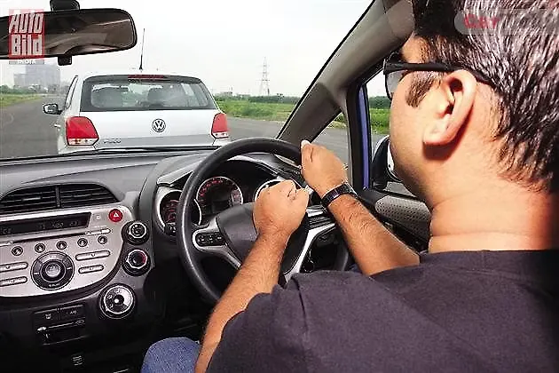 Tips to Control Road Rage - CarWale