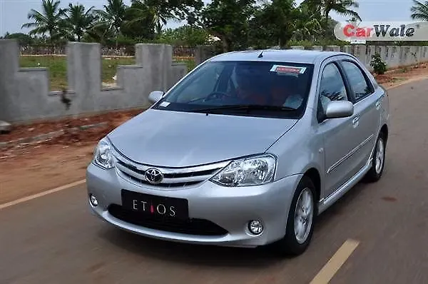 Toyota Etios [2010-2013] Price, Images, Colors & Reviews - CarWale