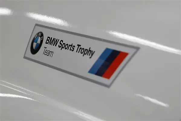 BMW Motorsport’s video on building the M235i Racing reveals a lot - CarWale