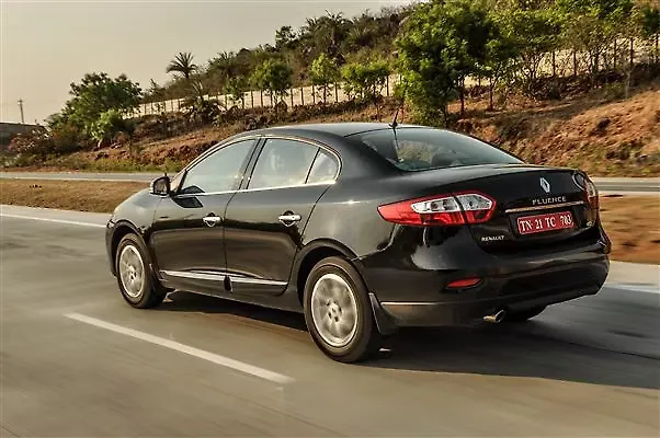 2014 Renault Fluence - CarWale