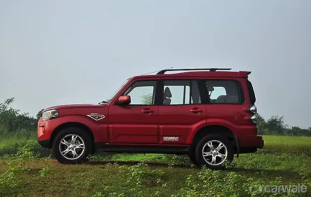 Mahindra Scorpio 2014 review: New Wine, Old Bottle - CarWale