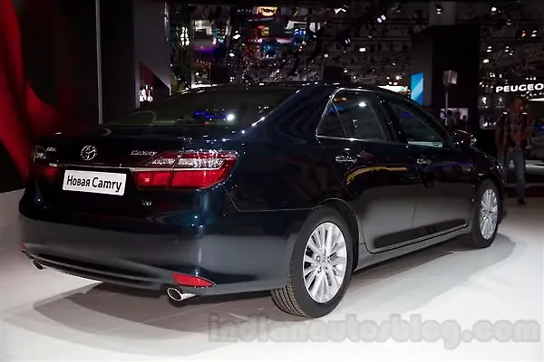 Toyota Camry facelift goes on sale in Russia - CarWale
