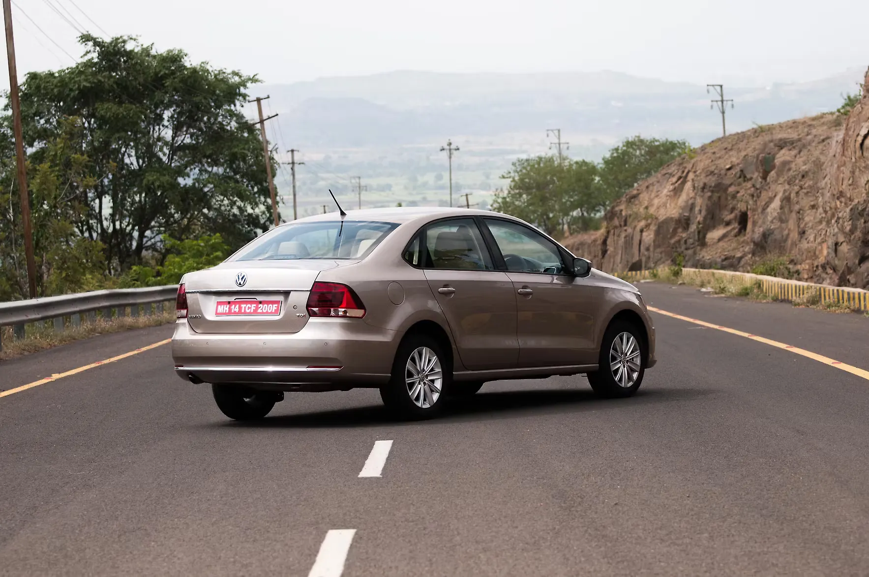 Volkswagen Vento Photo, Exterior Image - CarWale