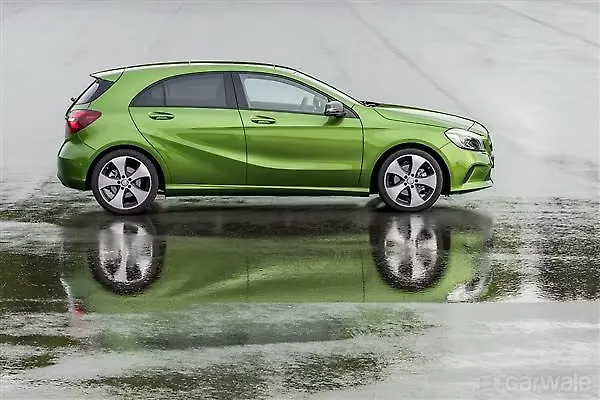 Mercedes-Benz unveils the 2016 A-Class hatchback - CarWale