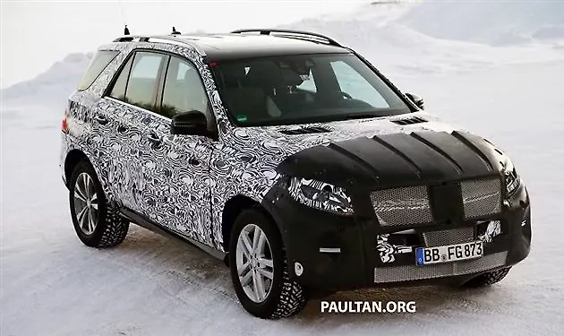 Mercedes-Benz M-Class spied - CarWale