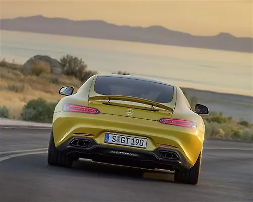 Mercedes-AMG GT breaks cover - CarWale