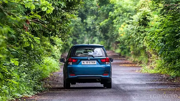 Honda Mobilio-Long Term review 1 - CarWale